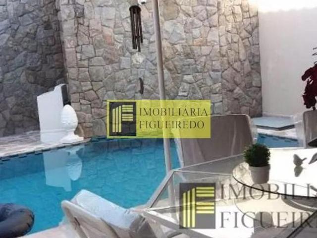 Casa para venda em Higienópolis de 460.00m² com 4 Quartos, 4 Suites e 4 Garagens