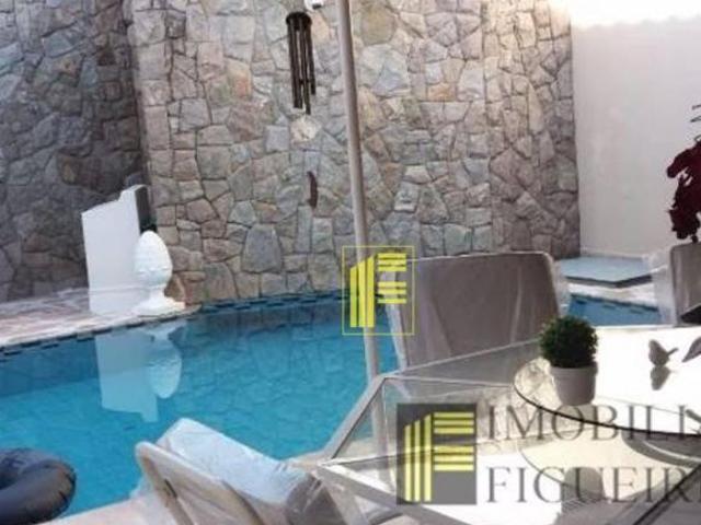 Casa para venda em Higienópolis de 460.00m² com 4 Quartos, 4 Suites e 4 Garagens