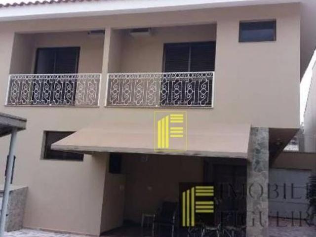 Casa para venda em Higienópolis de 460.00m² com 4 Quartos, 4 Suites e 4 Garagens