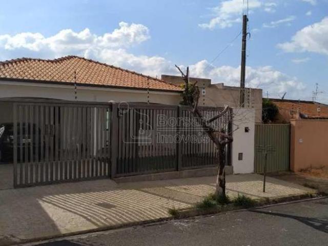 Casa para venda em Imperador de 200.00m² com 3 Quartos, 1 Suite e 3 Garagens