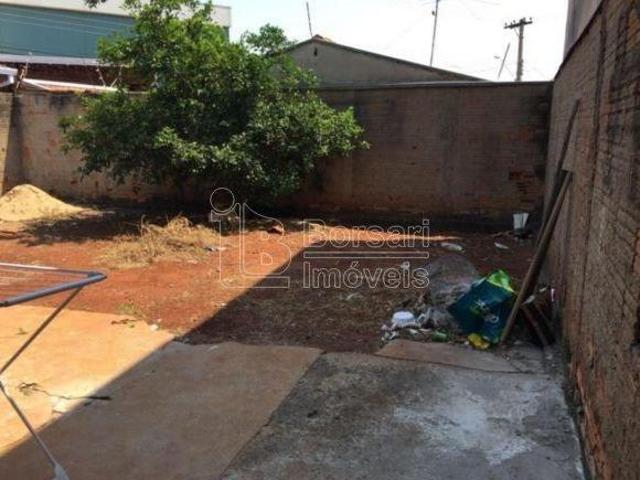 Casa para venda em Imperador de 67.00m² com 2 Quartos e 4 Garagens