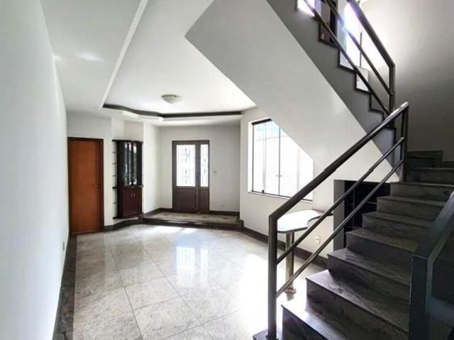 Casa para venda em Inconfidentes, Contagem