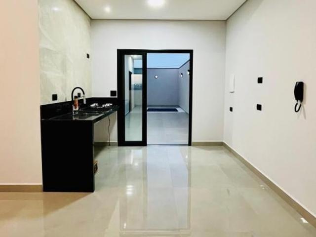 Casa para Venda em Indaiatuba, Jardim Bom Sucesso, 3 dormitórios, 1 suíte, 2 banheiros, 2 vagas