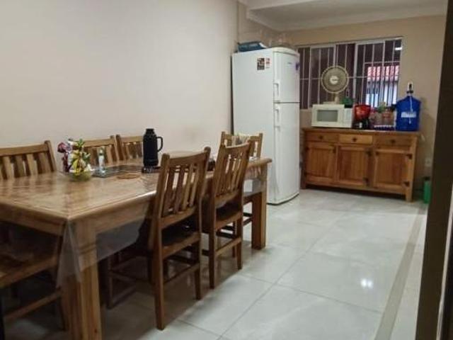 Casa para Venda em Indaiatuba, Jardim dos Colibris, 3 dormitórios, 1 suíte, 2 banheiros, 2 vagas