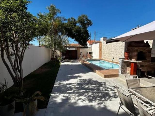 Casa para Venda em Indaiatuba, Jardim Europa II, 2 dormitórios, 2 suítes, 3 banheiros, 4 vagas