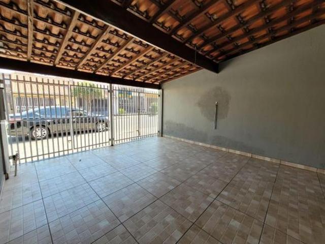 Casa para Venda em Indaiatuba, Jardim Kioto I, 3 dormitórios, 1 suíte, 2 banheiros, 2 vagas