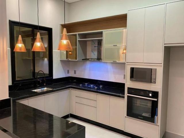 Casa para Venda em Indaiatuba, Jardim Monte Carlo, 2 dormitórios, 1 suíte, 2 banheiros, 2 vagas