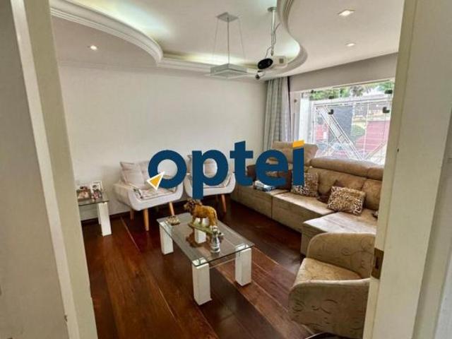 Casa para venda em Independência de 350.00m² com 4 Quartos, 4 Suites e 6 Garagens