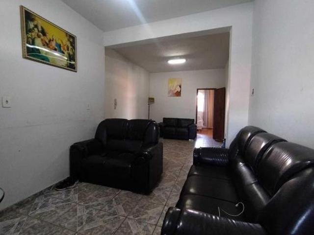 Casa para venda em Industrial, Contagem