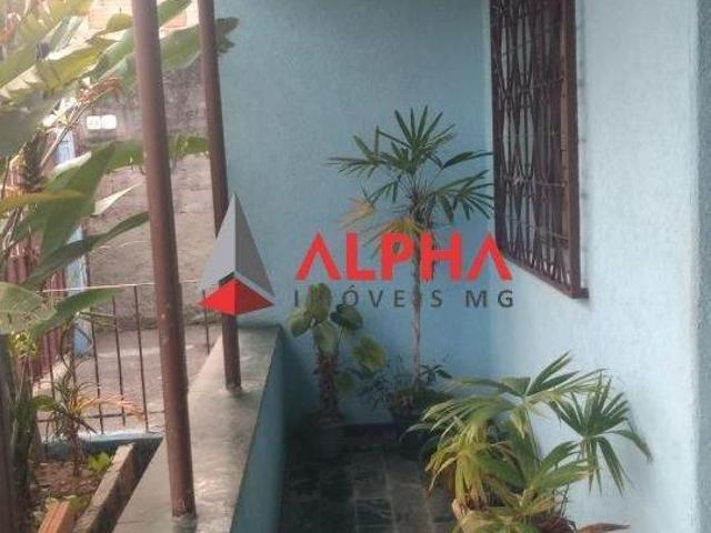 Casa para venda em Industrial, Contagem