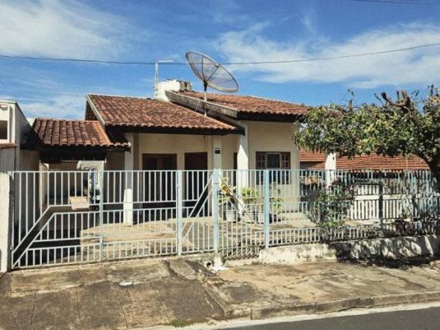 Casa para Venda em Ibirá, Centro, 2 dormitórios, 2 banheiros, 1 vaga