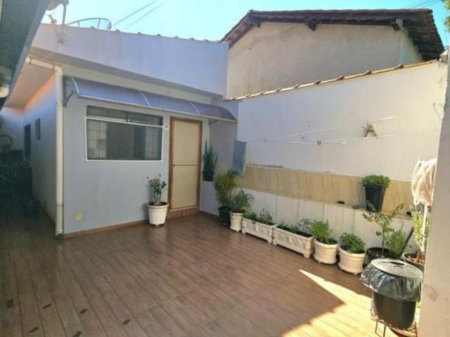 Casa para Venda em Ibirá, Centro, 2 dormitórios, 2 banheiros