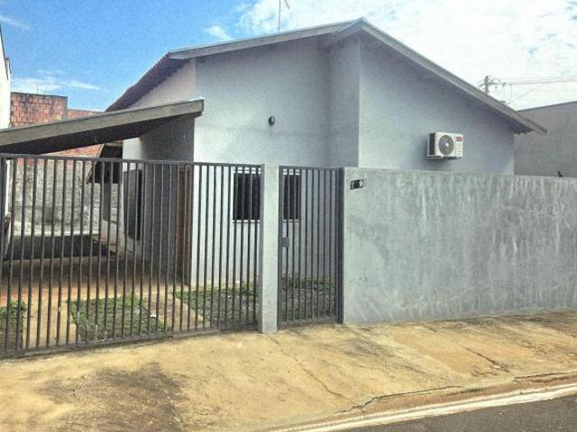 Casa para Venda em Ibirá, Jardim Bela Vista III, 2 dormitórios, 1 suíte, 2 banheiros, 1 vaga