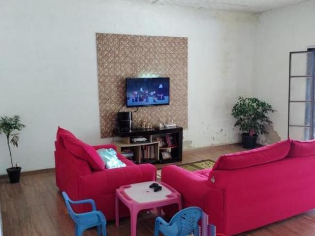 Casa para Venda em Ibirité, Vista Alegre, 3 dormitórios, 1 banheiro, 4 vagas