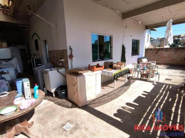 Casa para Venda em Ibirité, Cruzeiro, 2 dormitórios, 1 banheiro, 2 vagas