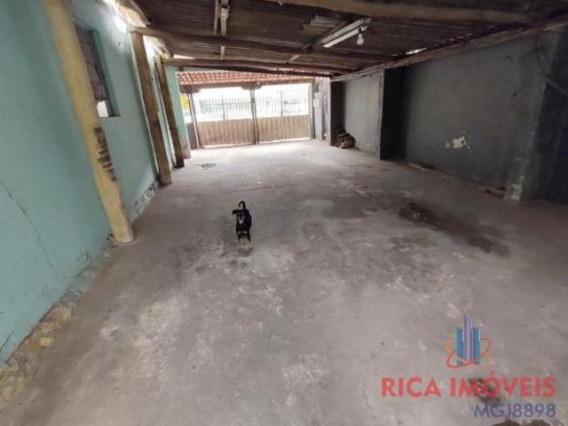 Casa para Venda em Ibirité, Durval de Barros, 7 dormitórios, 2 banheiros, 4 vagas