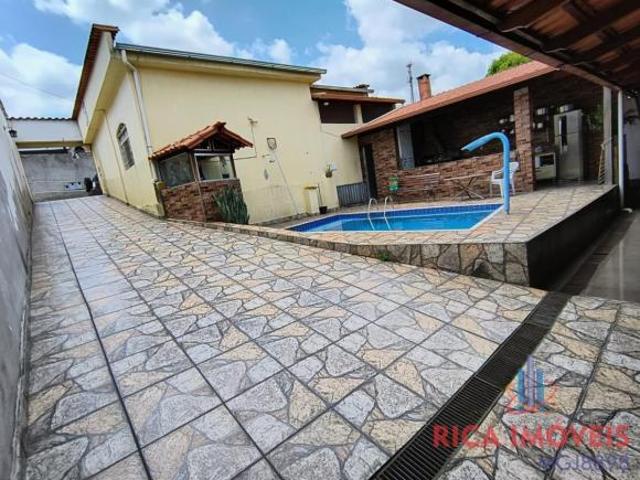Casa para Venda em Ibirité, Estrela do Sul, 3 dormitórios, 1 suíte, 2 banheiros, 2 vagas