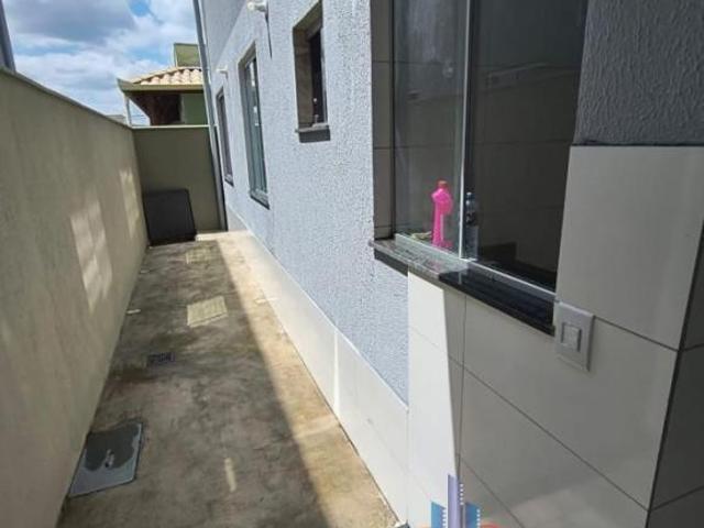 Casa para Venda em Ibirité, Jardim das Rosas, 3 dormitórios, 1 banheiro, 1 vaga