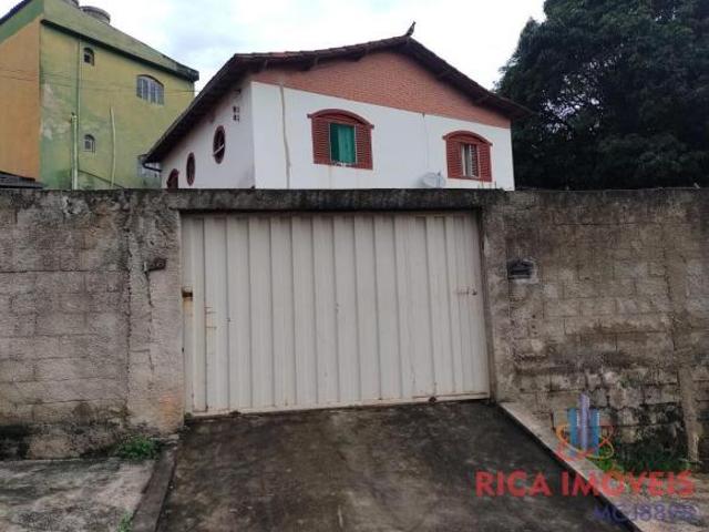 Casa para Venda em Ibirité, Monsenhor Horta, 3 dormitórios, 1 suíte, 1 banheiro, 5 vagas