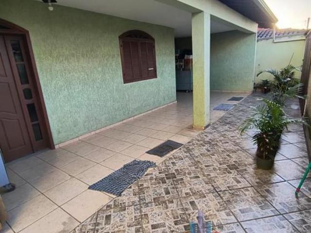 Casa para Venda em Ibirité, Piratininga, 4 dormitórios, 1 suíte, 1 banheiro, 2 vagas