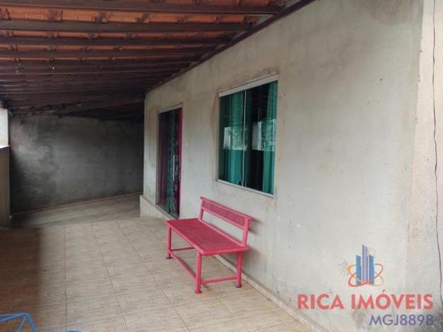 Casa para Venda em Ibirité, Primeiro de Outubro, 3 dormitórios, 1 banheiro, 3 vagas