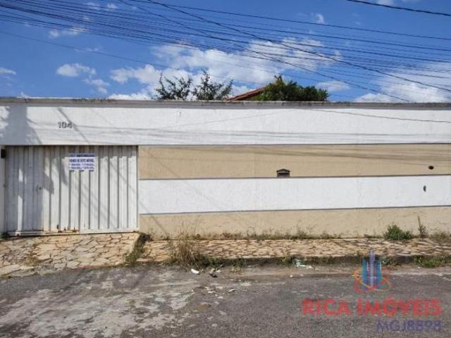 Casa para Venda em Ibirité, Recanto Verde, 3 dormitórios, 1 suíte, 1 banheiro, 1 vaga