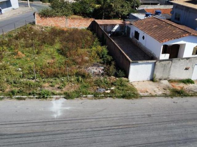 Casa para Venda em Ibirité, São Pedro, 3 dormitórios, 1 banheiro, 4 vagas