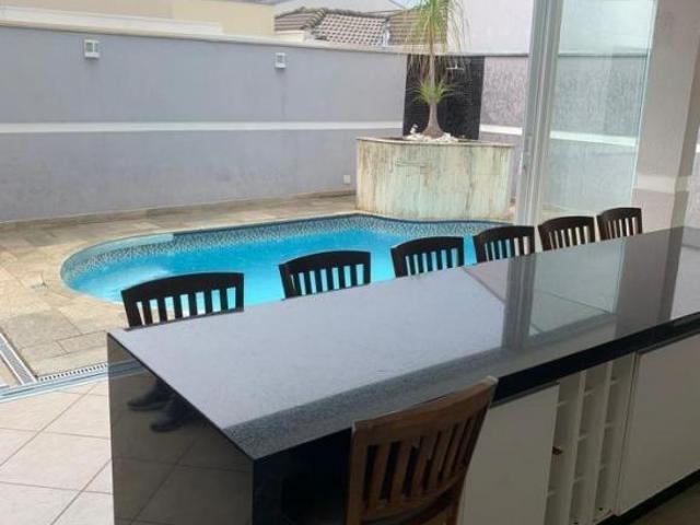 Casa para venda em Ibiti Royal Park de 250.00m² com 3 Quartos, 3 Suites e 4 Garagens