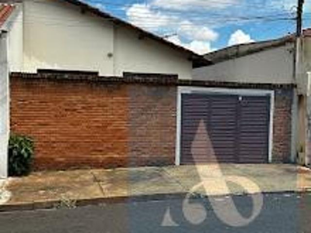 Casa para venda em Iguatemi de 168.00m² com 3 Quartos, 1 Suite e 2 Garagens