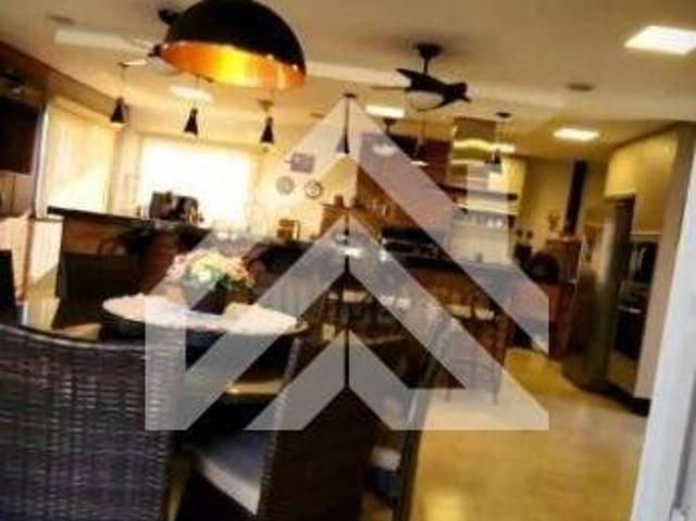 Casa para venda em Ipeúna de 546.00m² com 3 Quartos, 3 Suites e 9 Garagens