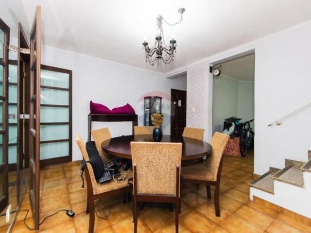 Casa para venda em Ipiranga com 4 quartos, sendo 1 suíte, 196m²