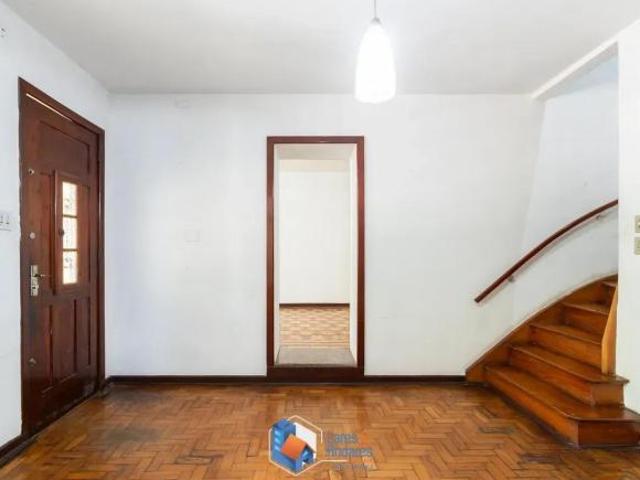 Casa para venda em Ipiranga com 6 quartos, sendo 1 suíte, 150m²
