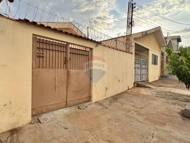 Casa para venda em Ipiranga de 90.00m² com 2 Quartos e 2 Garagens