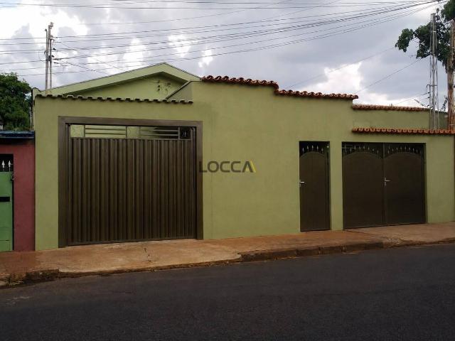 Casa para venda em Ipiranga em Ribeirão Preto São Paulo de 131.00m² com 4 Quartos e 3 Garagens