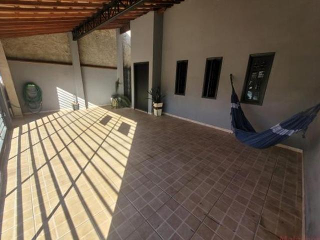 Casa para Venda em Itu, Parque São Camilo, 2 dormitórios, 1 banheiro, 2 vagas