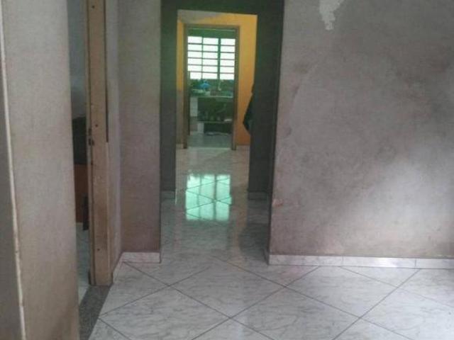 Casa para venda em Itaim Paulista de 131.00m² com 3 Quartos, 1 Suite e 4 Garagens