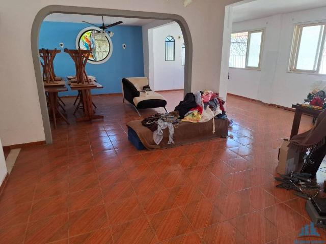 Casa para venda em Itaipu em Niterói Rio de Janeiro de 180.00m² com 3 Quartos e 3 Garagens