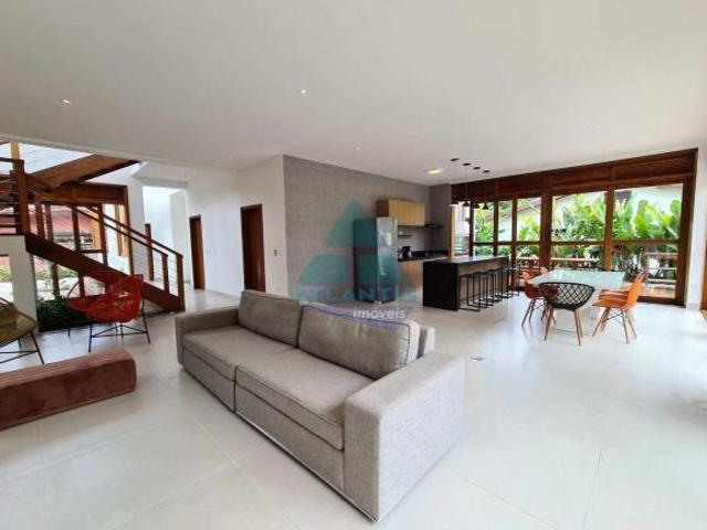 Casa para venda em Itamambuca de 273.00m² com 4 Quartos, 4 Suites e 2 Garagens