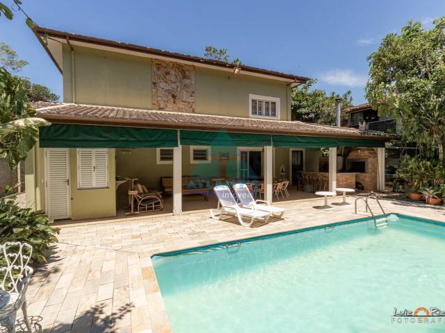 Casa para venda em Itamambuca em Ubatuba São Paulo de 249.00m² com 5 Quartos, 1 Suíte e 4 Garagens