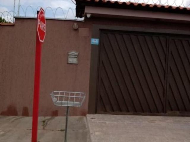Casa para venda em Itamarati de 133.50m² com 1 Quarto e 3 Garagens