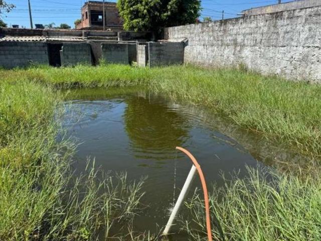 Casa para Venda em Itanhaém, 2 dormitórios, 1 banheiro, 1 vaga