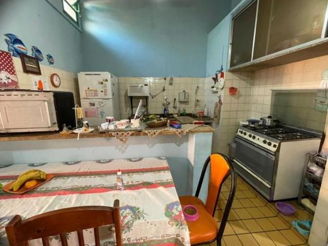 Casa para Venda em Itanhaém, 2 dormitórios, 1 suíte, 2 banheiros, 2 vagas