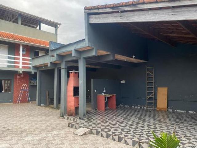 Casa para Venda em Itanhaém, Centro, 4 dormitórios, 1 suíte, 4 banheiros, 2 vagas