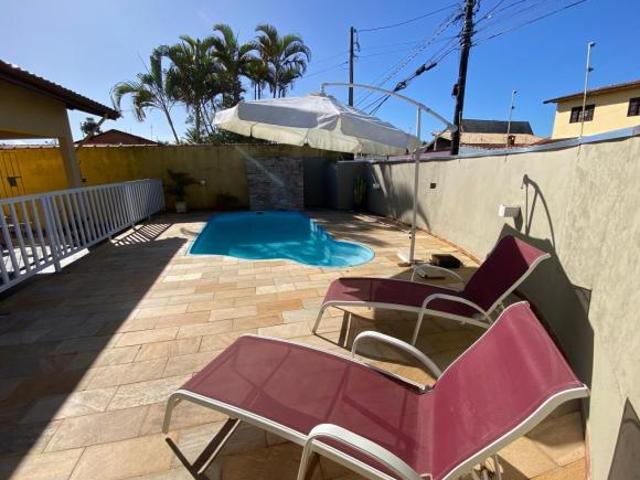 Casa para Venda em Itanhaém, Cibratel 2, 5 dormitórios, 2 suítes, 2 banheiros, 5 vagas