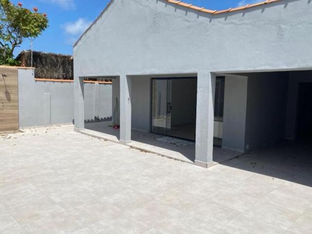 Casa para Venda em Itanhaém, Cibratel 2, 3 dormitórios, 3 suítes, 2 banheiros, 4 vagas