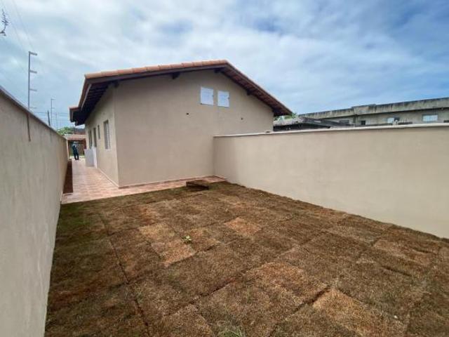 Casa para Venda em Itanhaém, Bopiranga, 2 dormitórios, 1 banheiro, 2 vagas