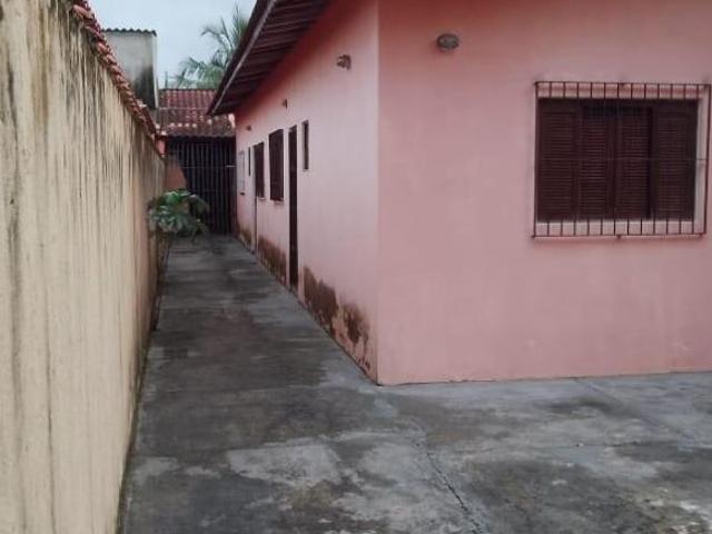 Casa para Venda em Itanhaém, Bopiranga, 2 dormitórios, 1 suíte, 1 banheiro, 2 vagas