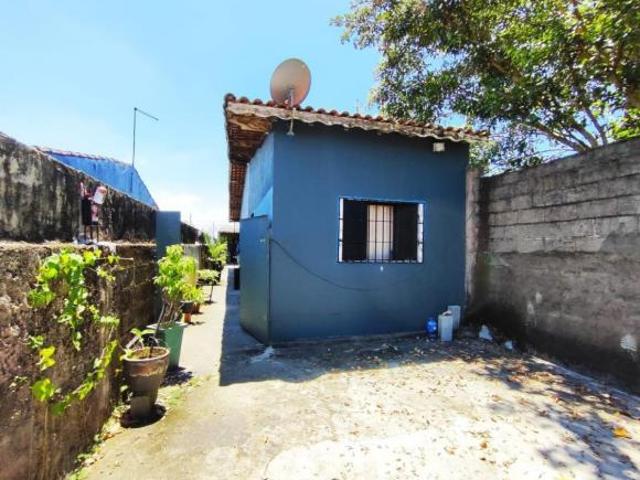 Casa para Venda em Itanhaém, Bopiranga, 2 dormitórios, 1 suíte, 1 banheiro, 2 vagas
