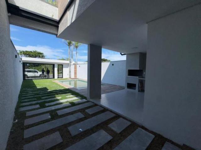 Casa para Venda em Itanhaém, Bopiranga, 3 dormitórios, 2 suítes, 4 banheiros, 4 vagas
