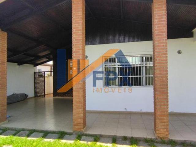 Casa para Venda em Itanhaém, Bopiranga, 4 dormitórios, 1 suíte, 2 banheiros, 6 vagas